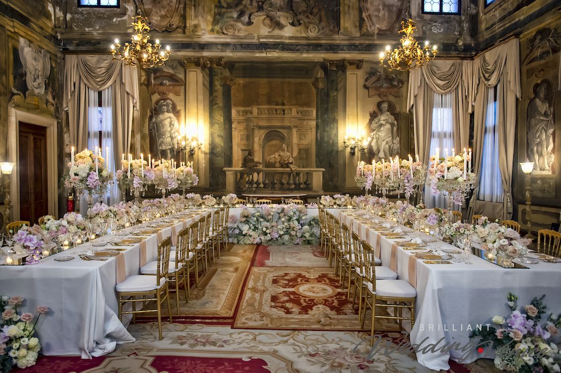 The marvellous wedding in Venice in a historical Venetian Palazzo